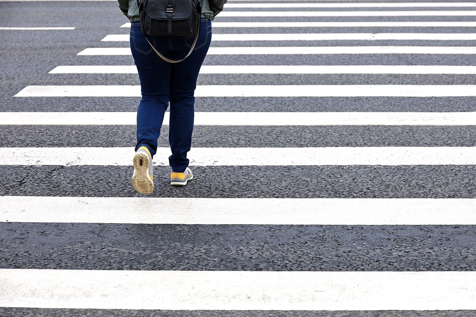 The Freedom to Walk Act Decriminalizes Jaywalking in California